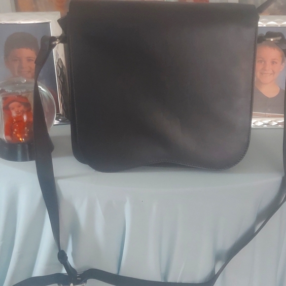 ThePeep Bag Co. | Bags | The Peep Bag Co Leather Purse | Poshmark